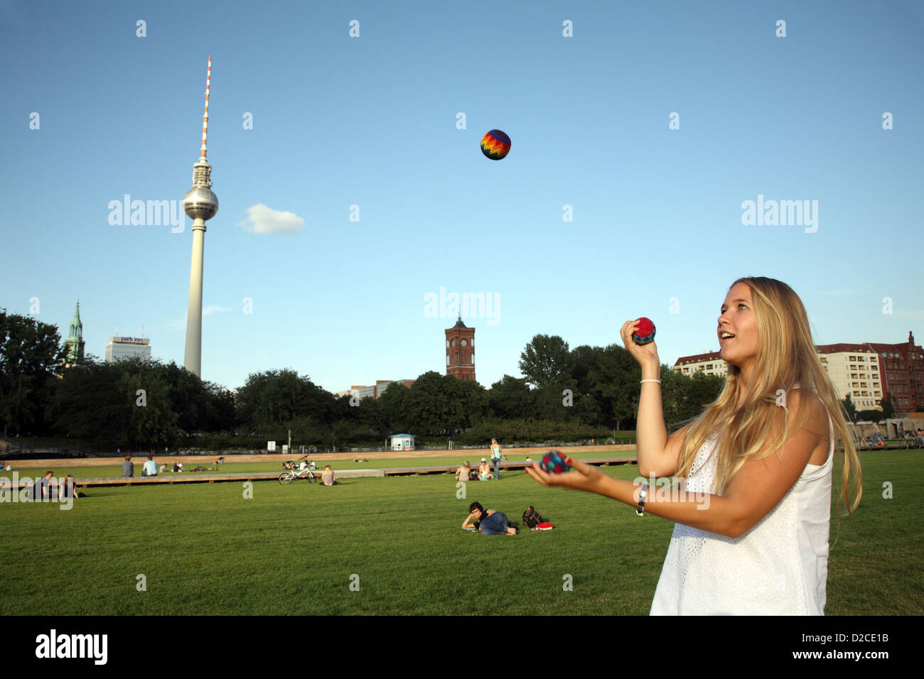 Juggles tv tower hi-res stock photography and images - Alamy