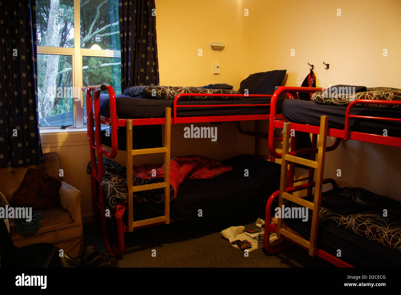 A female dormitory room in the YHA in Whangarei Stock Photo - Alamy