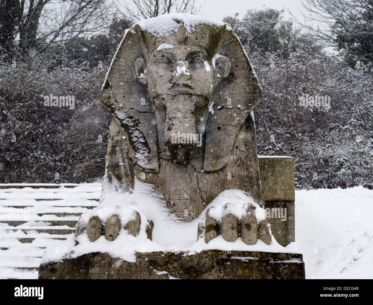London crystal palace sphinx in the snow Stock Photo - Alamy