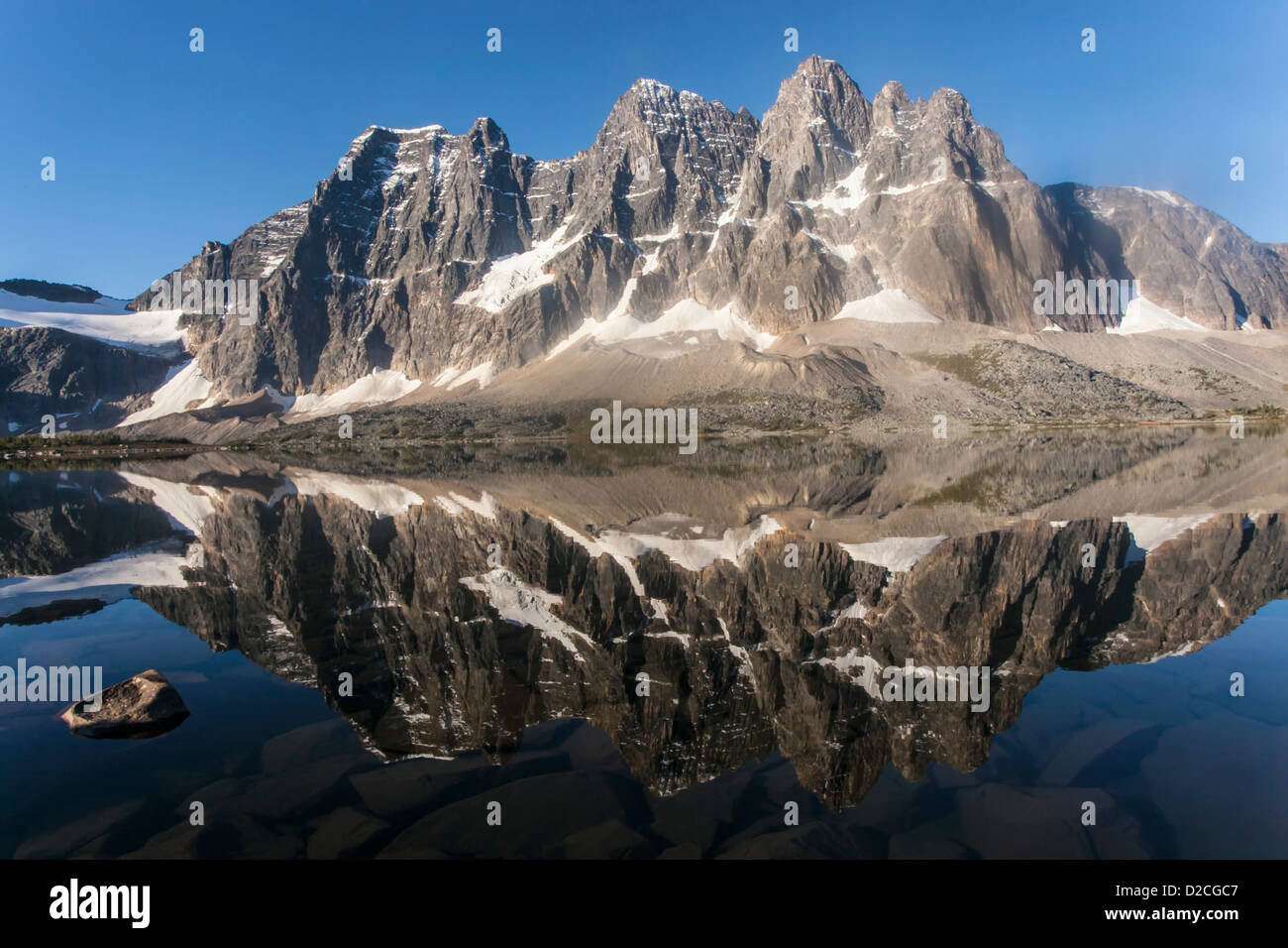 The Ramparts reflected in Amethyst Lakes in the Tonquin Valley, Jasper ...
