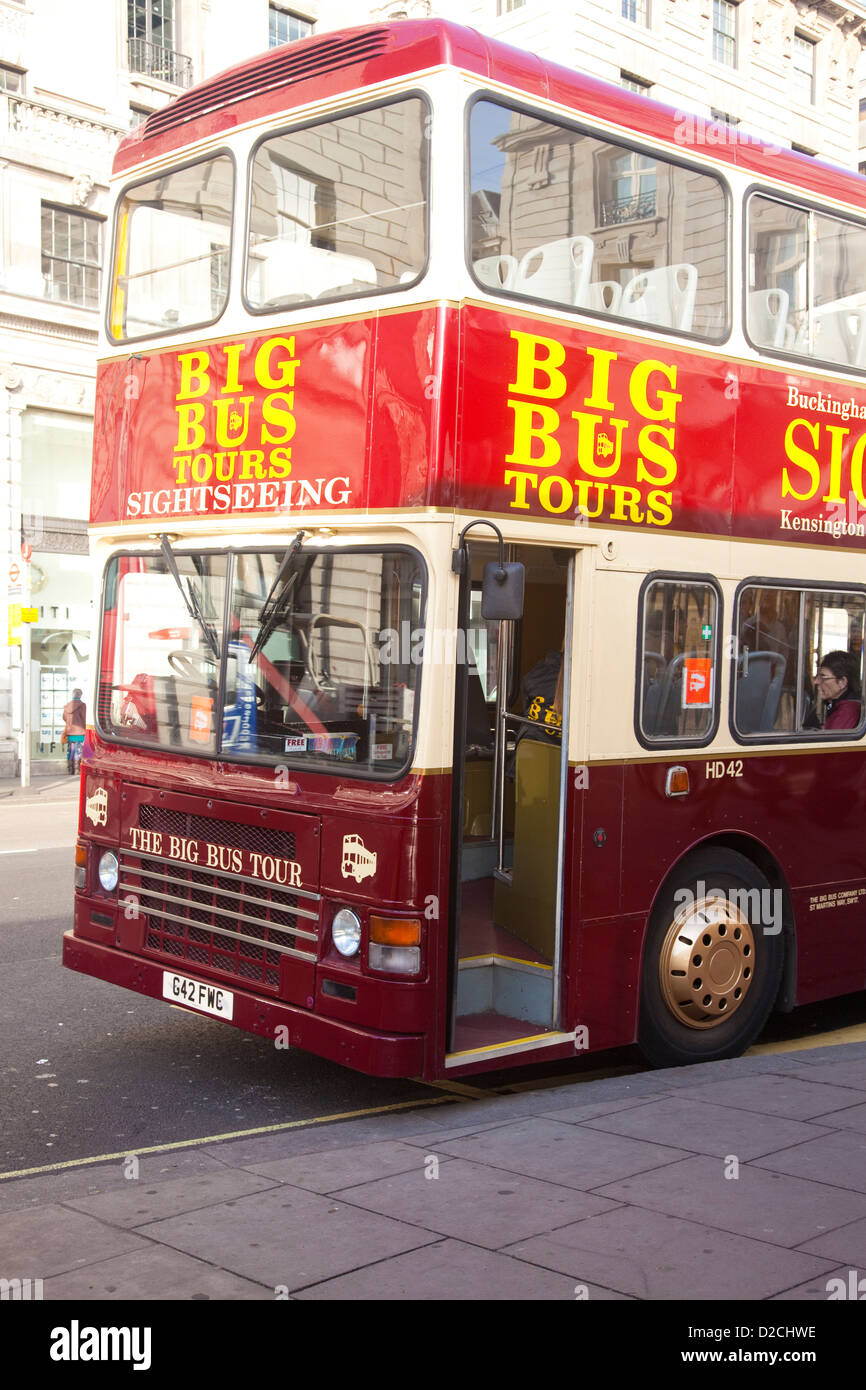 Bus sightseeing hi-res stock photography and images - Alamy