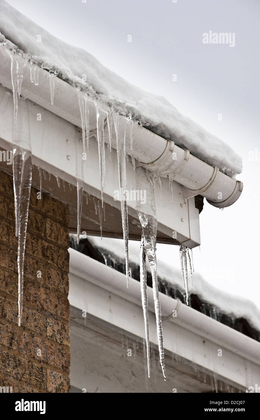 Gutter ice hi-res stock photography and images - Alamy