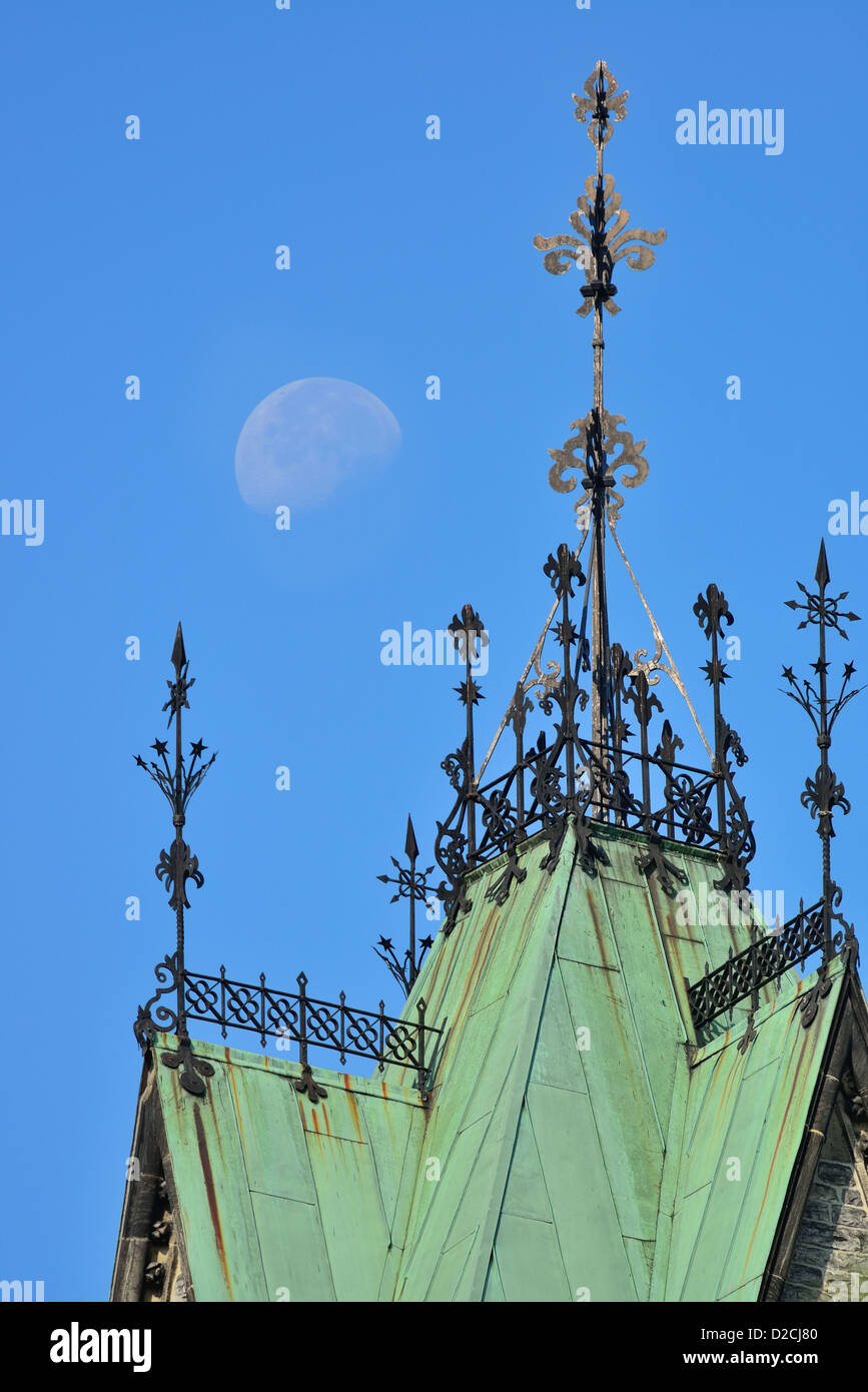 Moon roof hi-res stock photography and images - Alamy