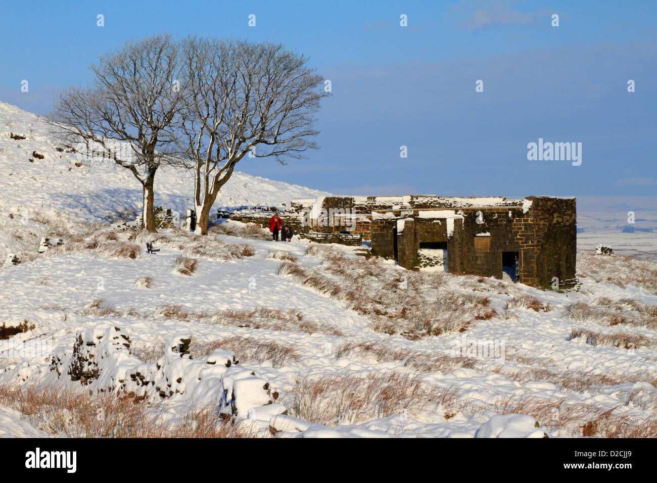 Top Withens on the Pennine Way in winter snow on Haworth Moor, Haworth ...