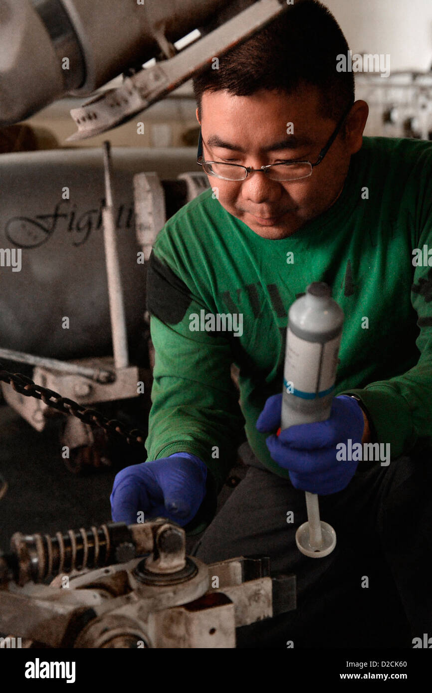 Aviation Structural Mechanic 3rd Class Chihsu Lien, from Los Angeles ...