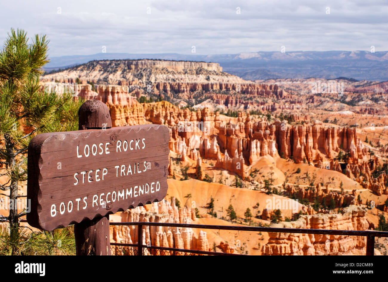 Warning sign loose rocks hi-res stock photography and images - Alamy