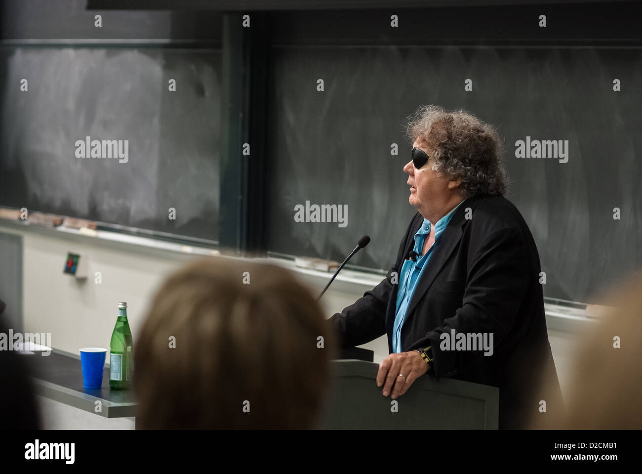 Glass sculptor Dale Chihuly delivers the 2008 Page Hazelgrove Lecture ... Glass sculptor Dale Chihuly delivers the 2008 Page Hazelgrove Lecture ...