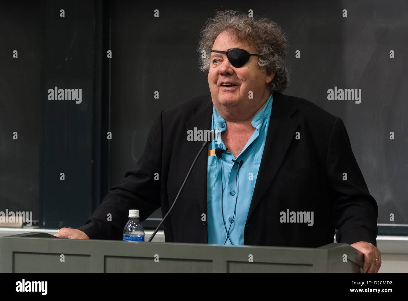 University of cambridge lecture hall hi-res stock photography and ...