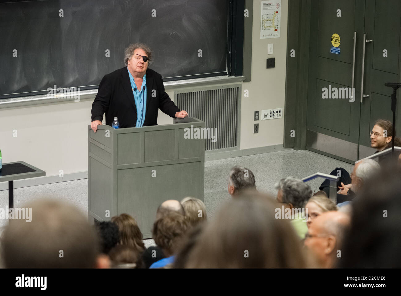 University of cambridge lecture hall hi-res stock photography and ...