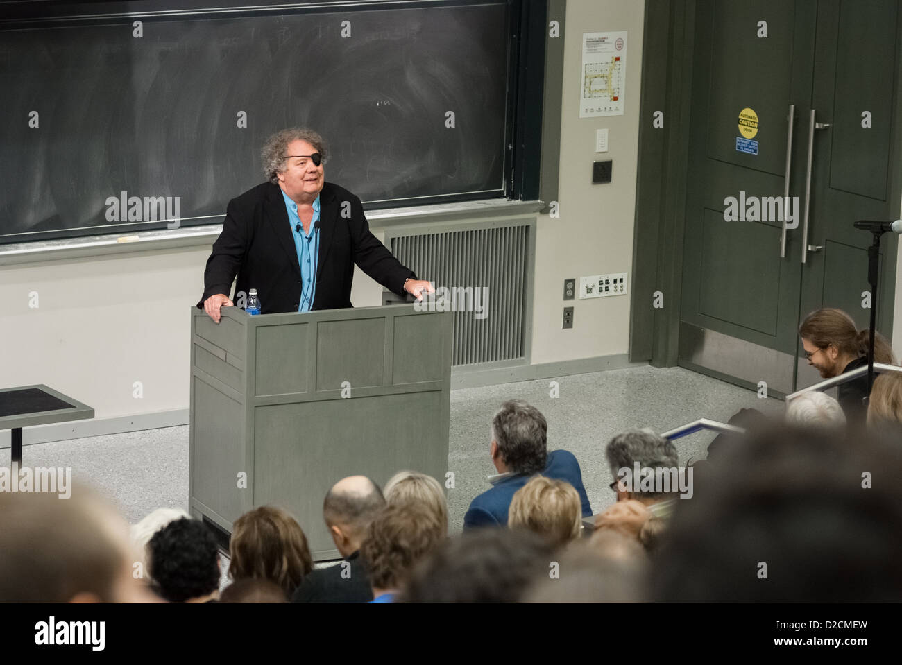 University of cambridge lecture hall hi-res stock photography and ...