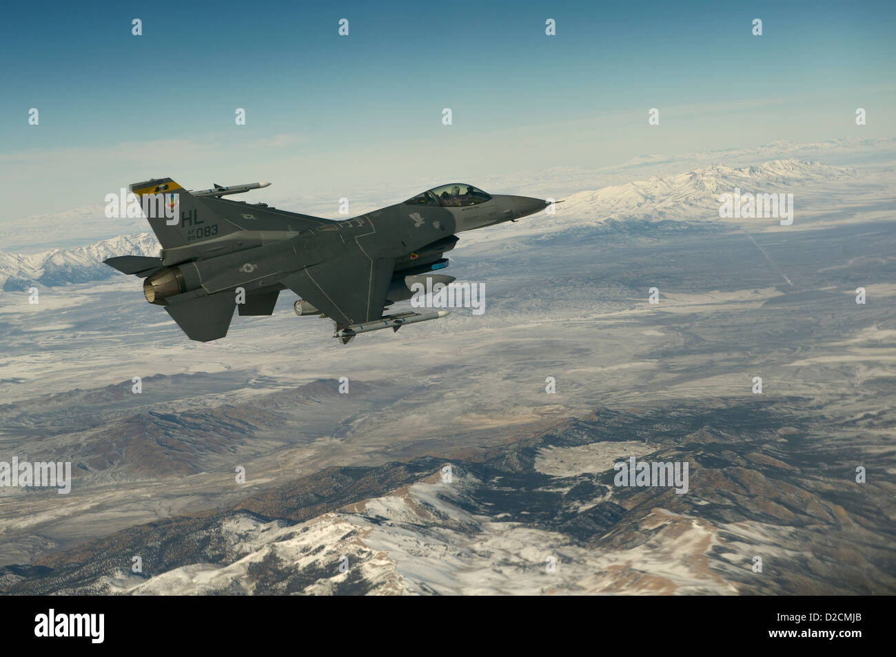 F 16 fighting falcon pilot viper hi-res stock photography and images ...
