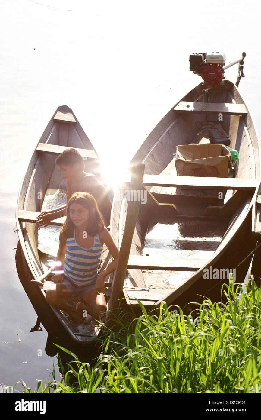 Amazon river boat native hi-res stock photography and images - Alamy