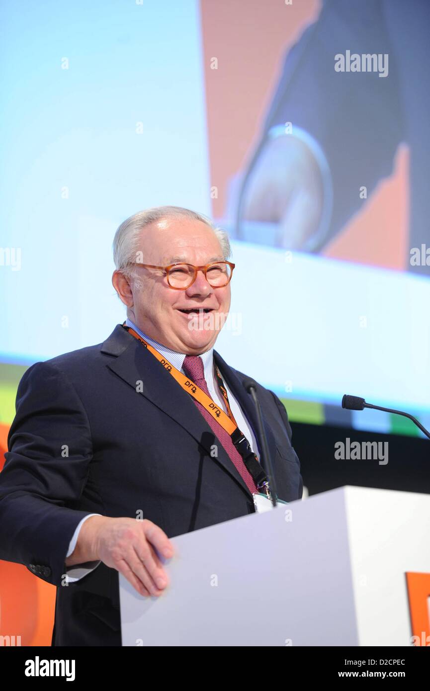 MUNICH/GERMANY - JANUARY 20: Dr. Hubert Burda speaks on the podium ...