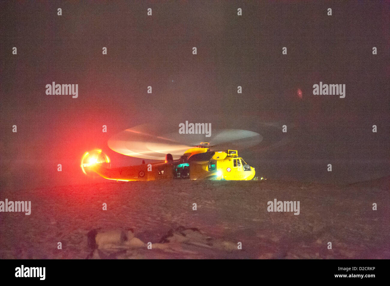Brecon Beacons, Wales,UK. 20th January 2013. A Sea King helicopter ...