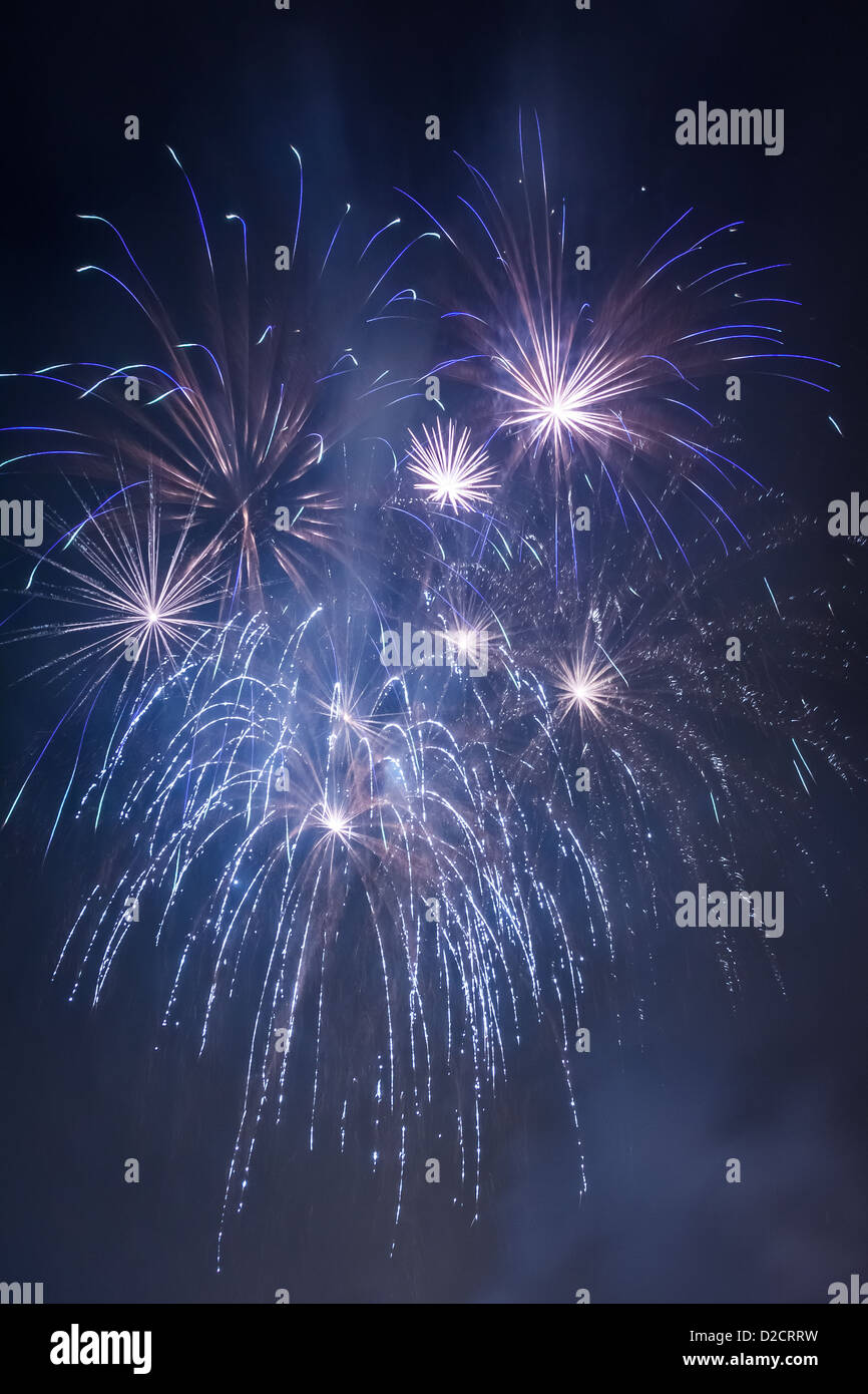 Small fireworks hi-res stock photography and images - Alamy