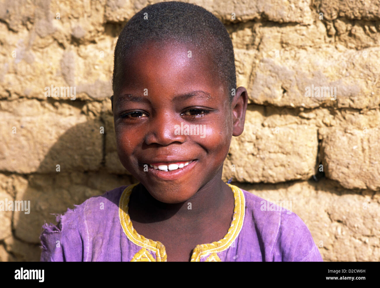 Mali portrait boy local hi-res stock photography and images - Alamy