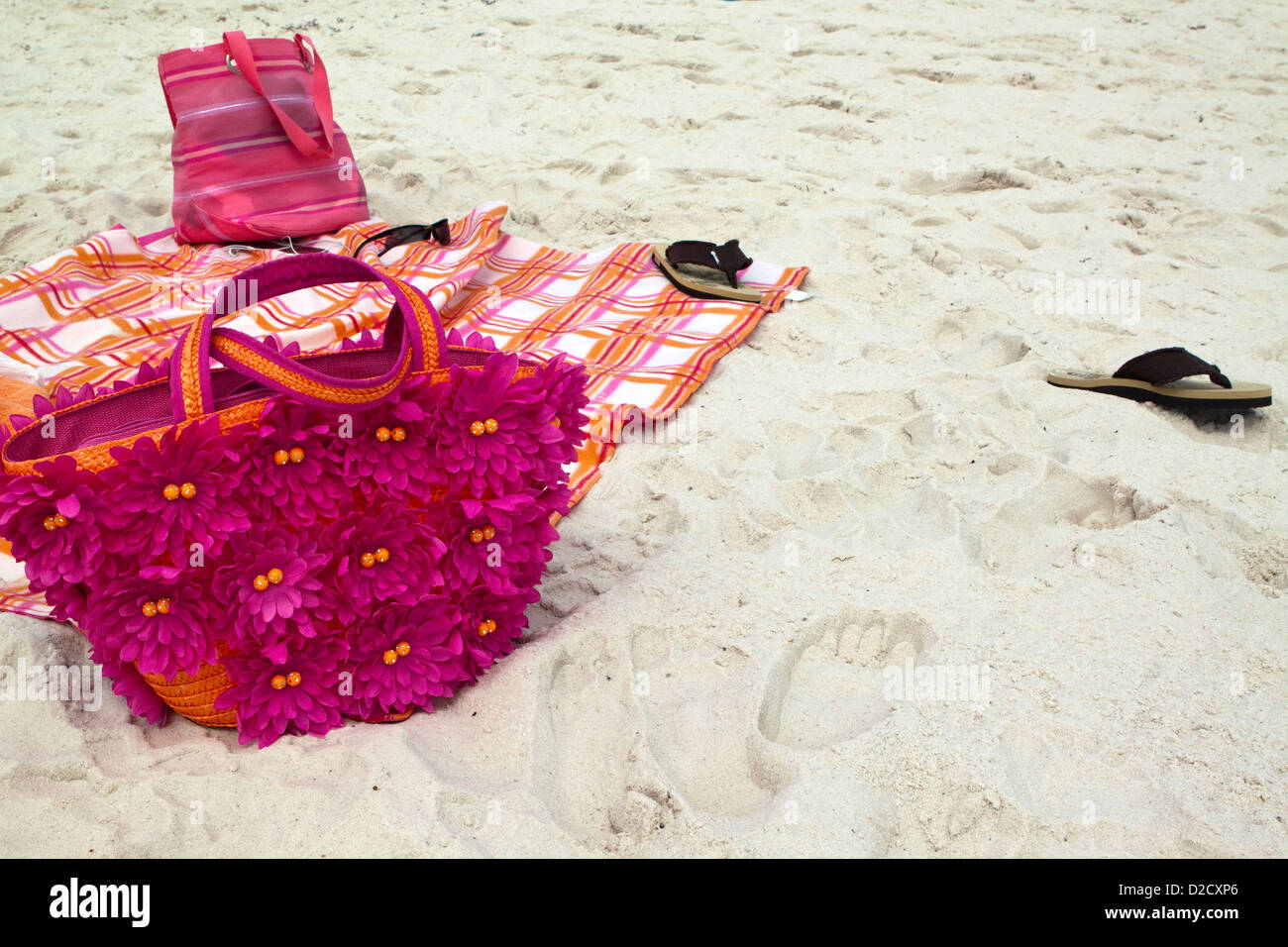 Beach vacation gear hi-res stock photography and images - Alamy