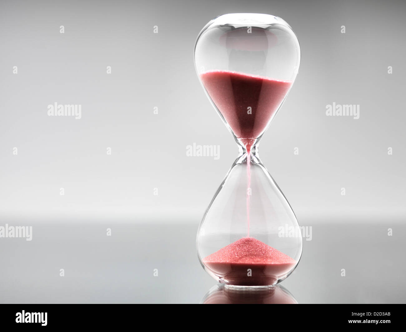 Hour glass hi-res stock photography and images - Alamy