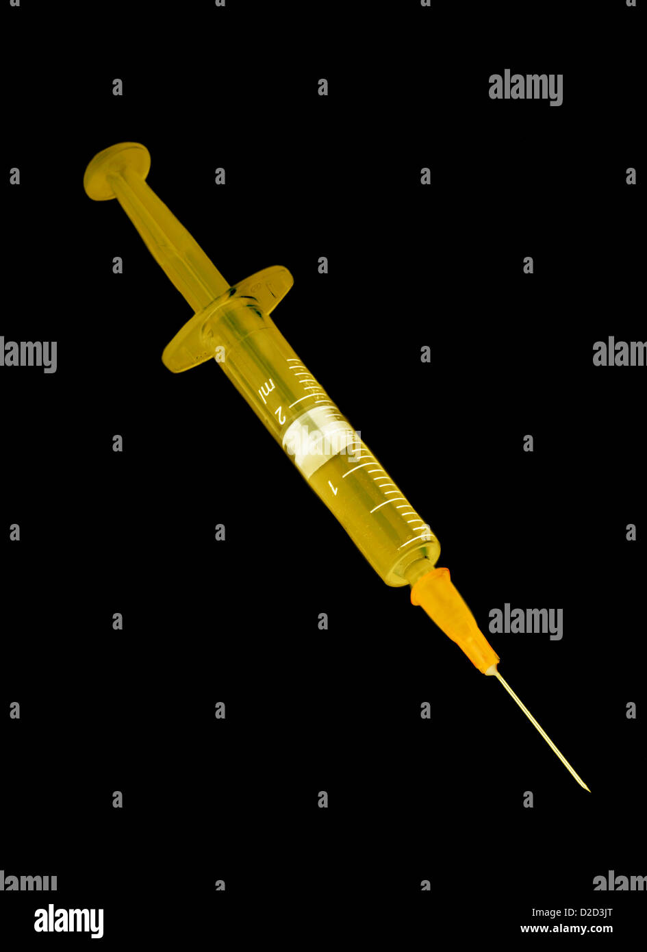 Syringe hi-res stock photography and images - Alamy