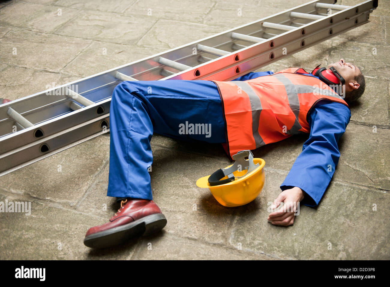 MODEL RELEASED Work place accident Stock Photo - Alamy