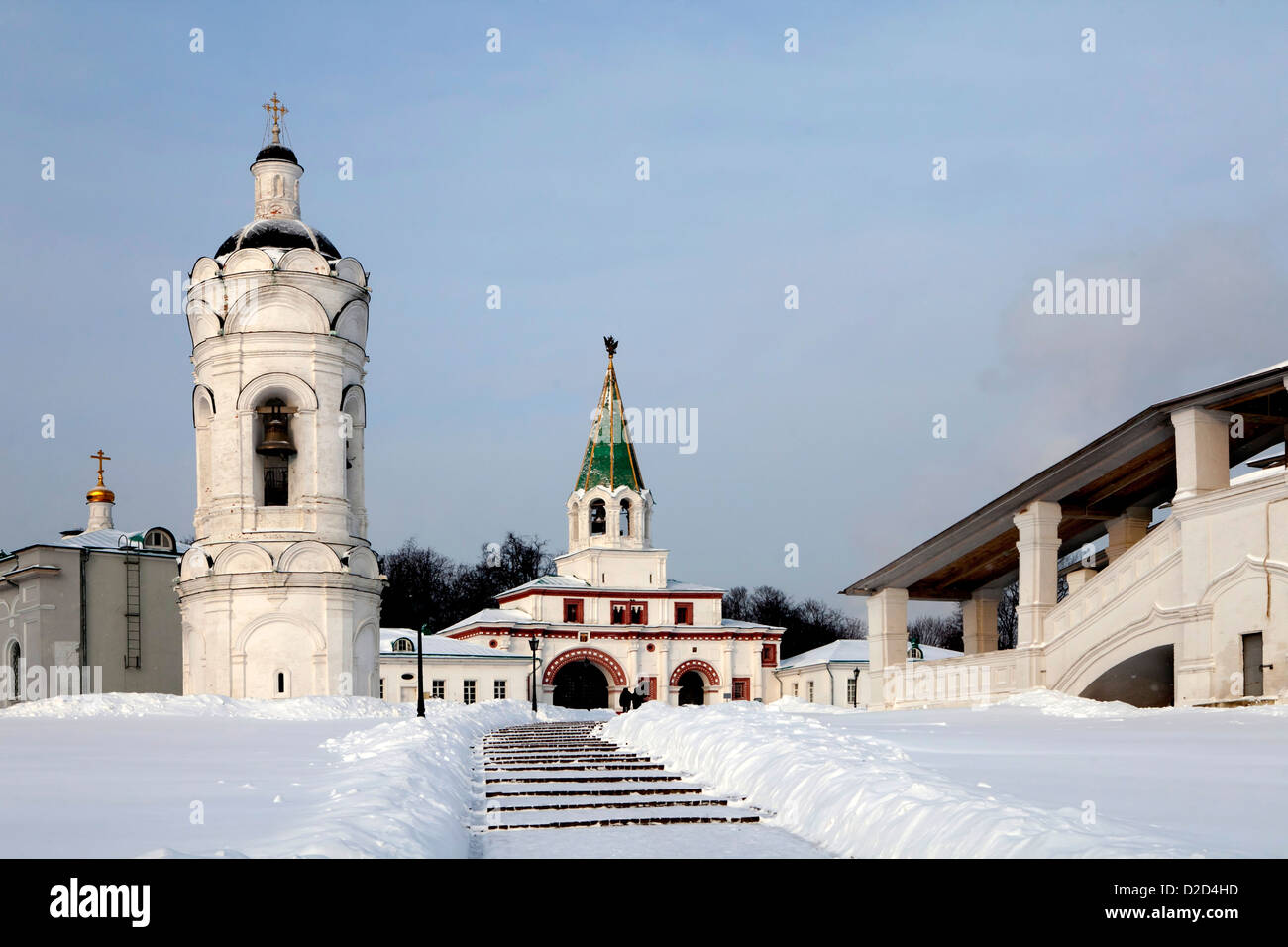 Russia Bell-tower and main gate in national museum Kolomenskoe. Moscow ...