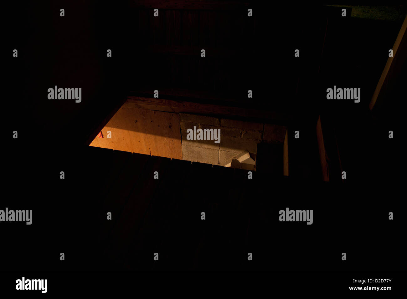 Dark attic hi-res stock photography and images - Alamy