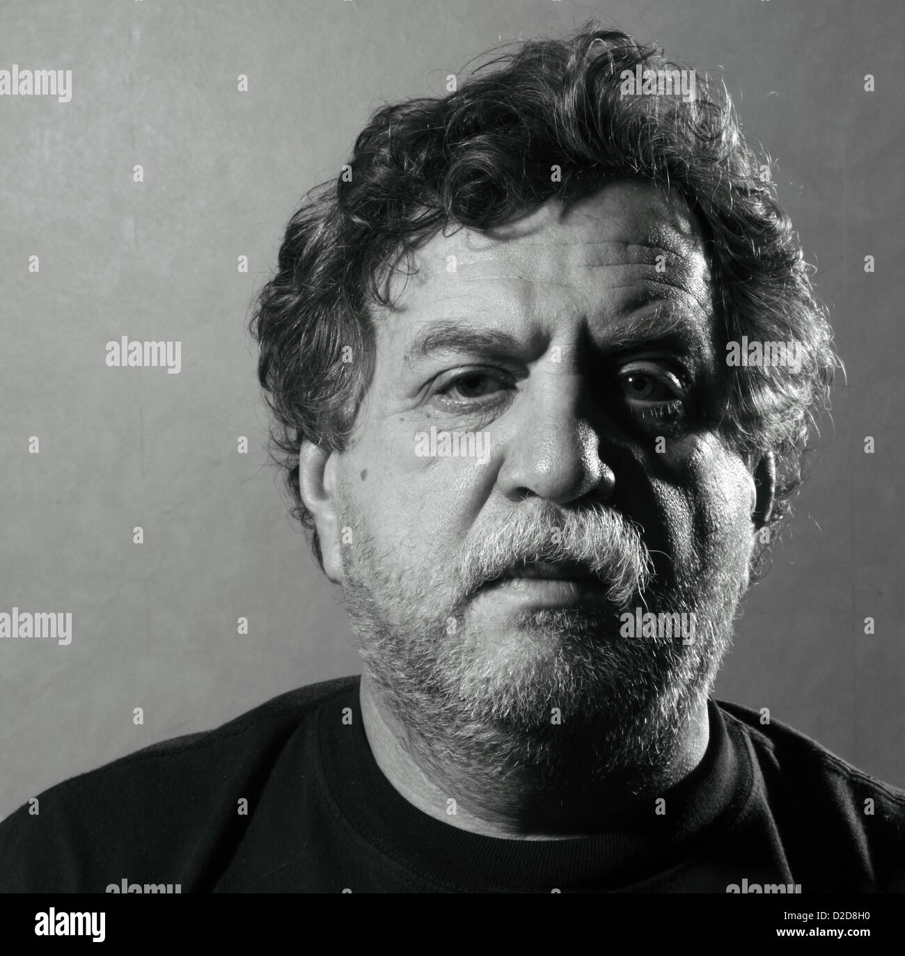 Black white portrait midle hi-res stock photography and images - Alamy