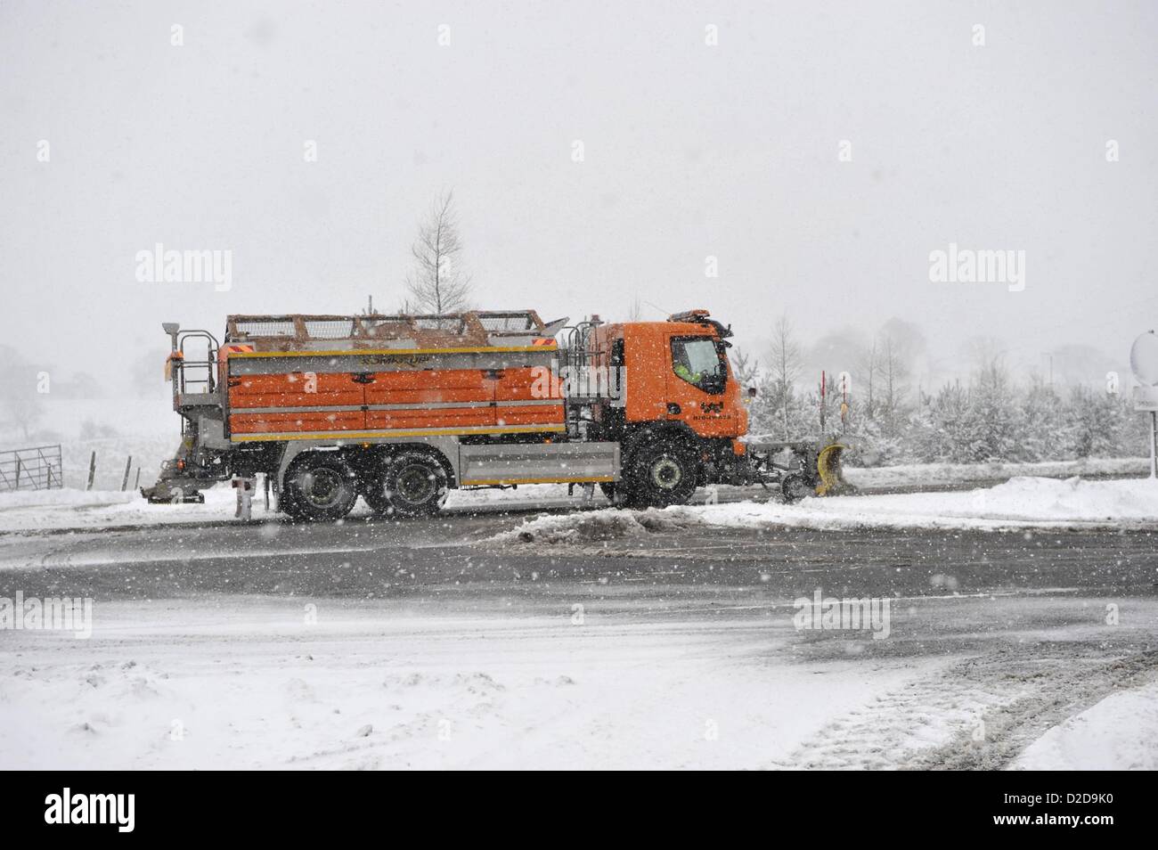 Shut due hi-res stock photography and images - Alamy