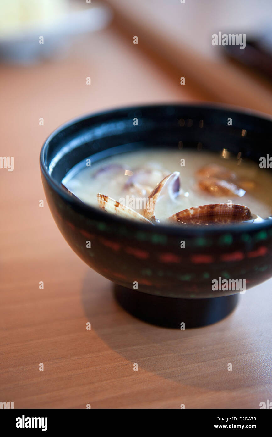 Clam miso soup hi-res stock photography and images - Alamy