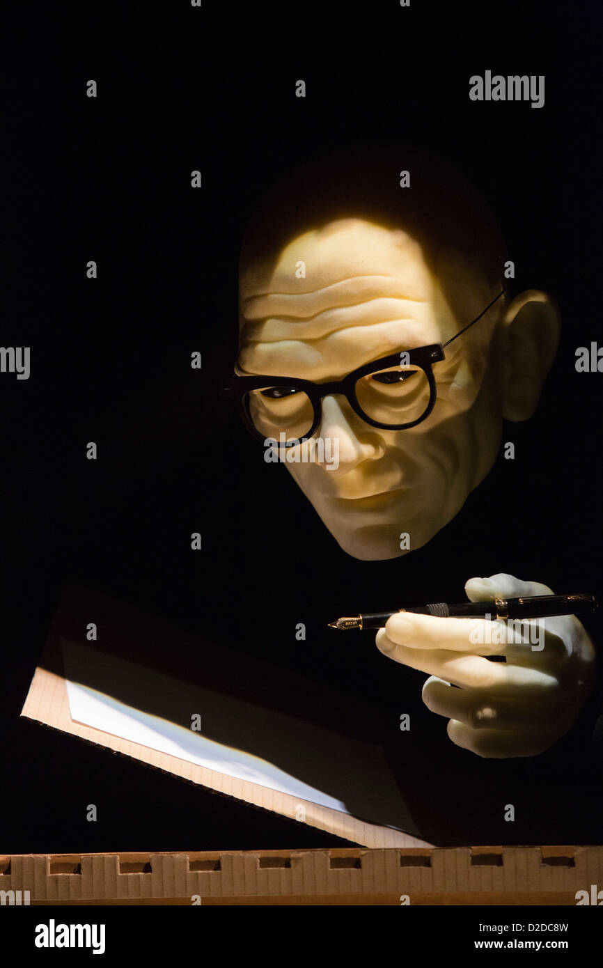 Blind Summit presents "The Heads" at the Soho Theatre for the London ...