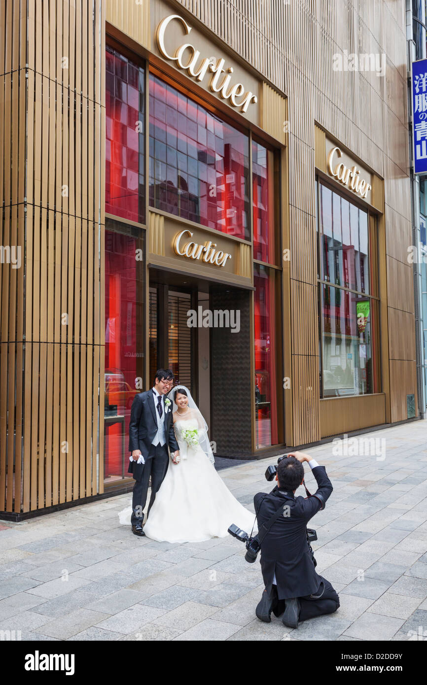 Cartier ginza hi-res stock photography and images - Alamy