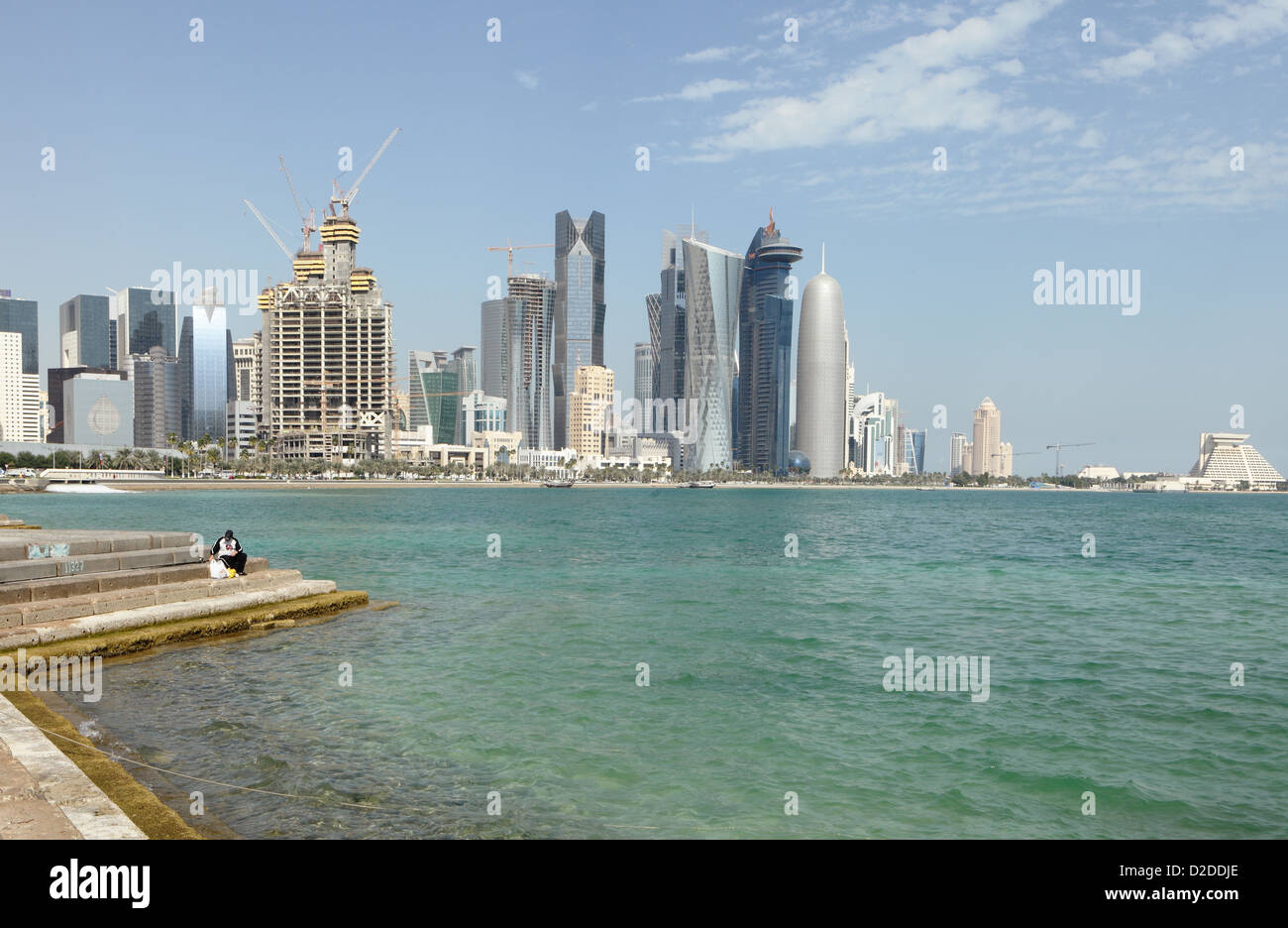Doha corniche hi-res stock photography and images - Alamy