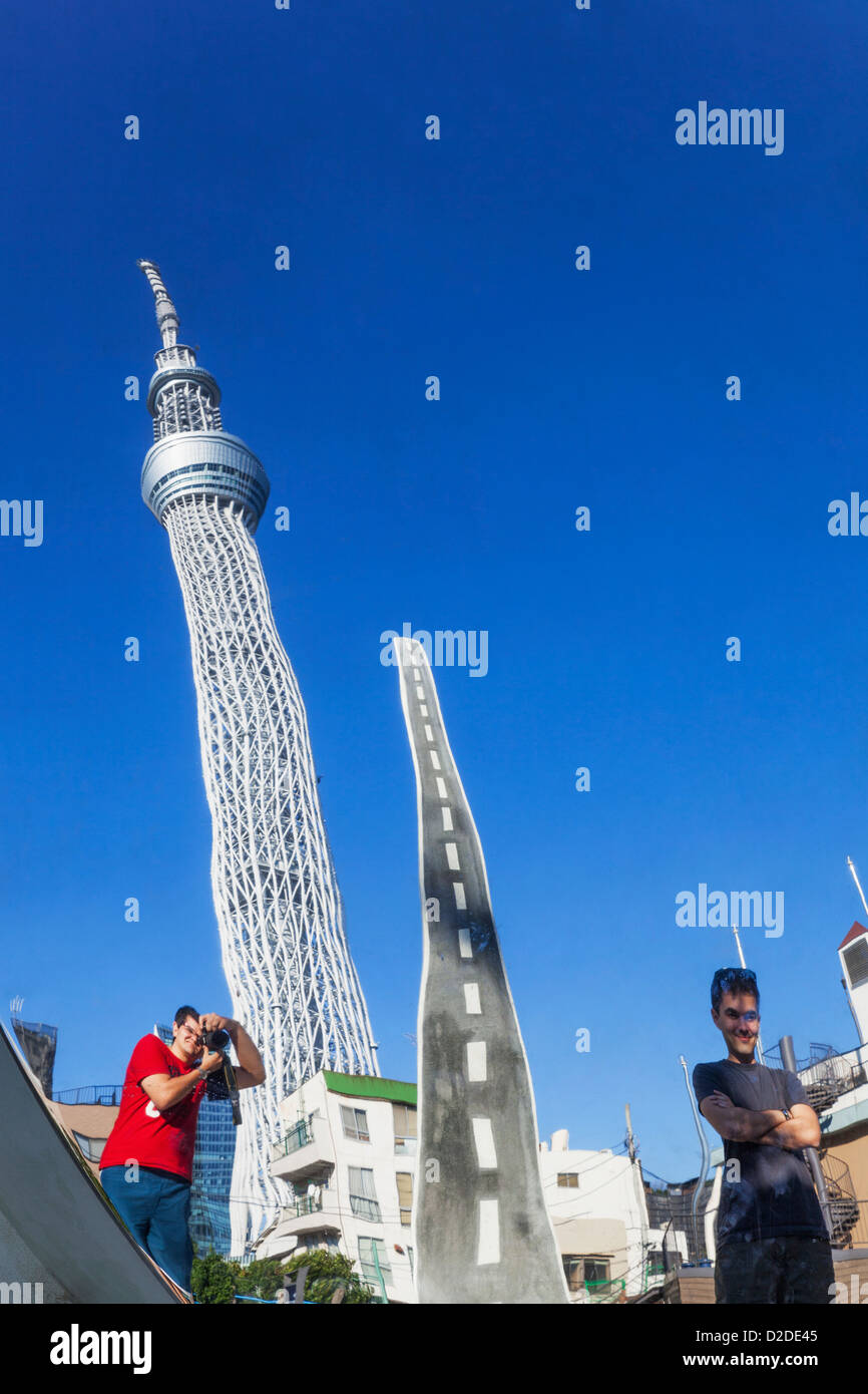 Japan mirror hi-res stock photography and images - Alamy