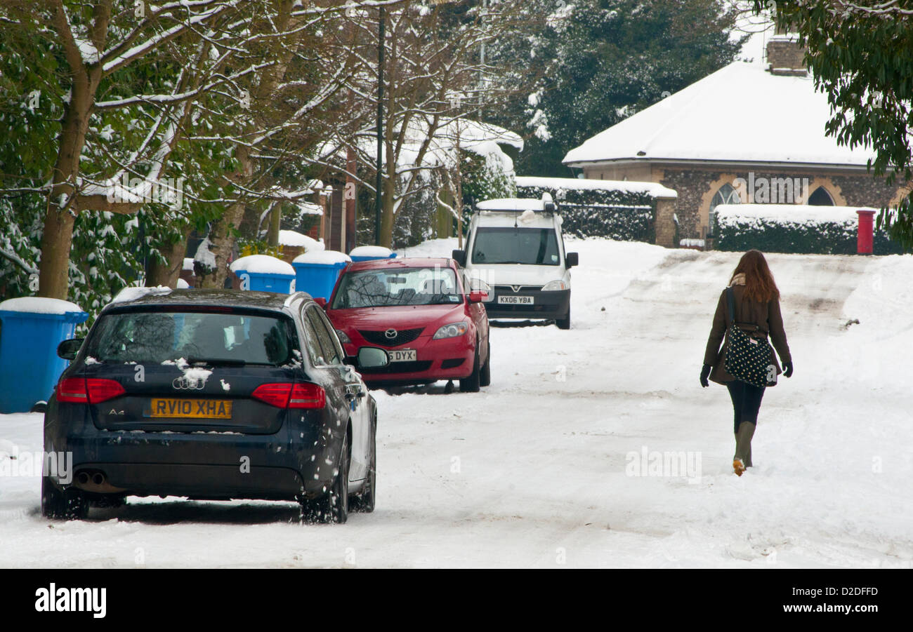 Norwich roads snow Stock Photo - Alamy