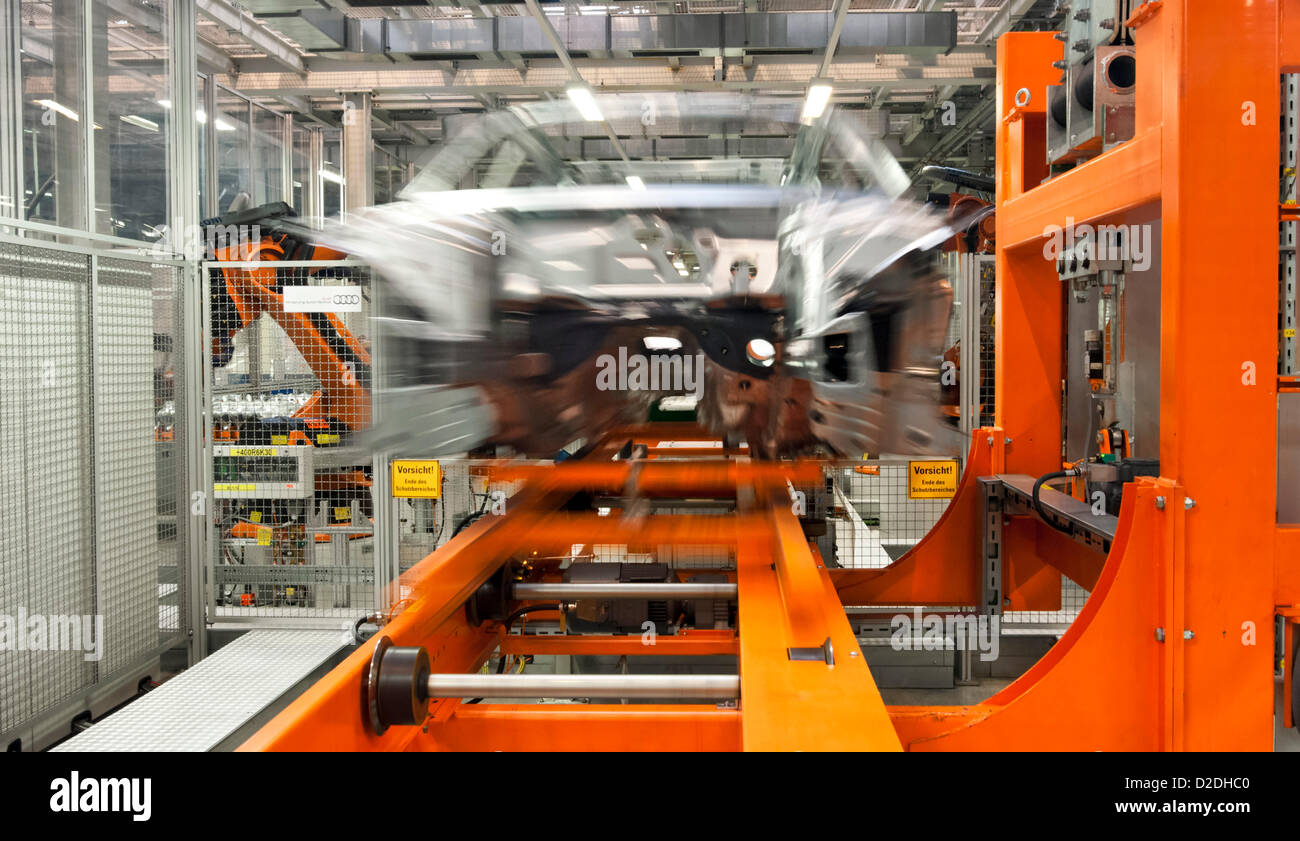 Audi body on framing line 2 for Audi A4 limousine, A4 Avant, A5 Coupe ...