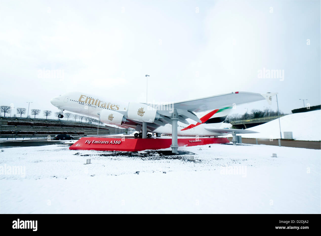 Pictured london airport heathrow hi-res stock photography and images ...