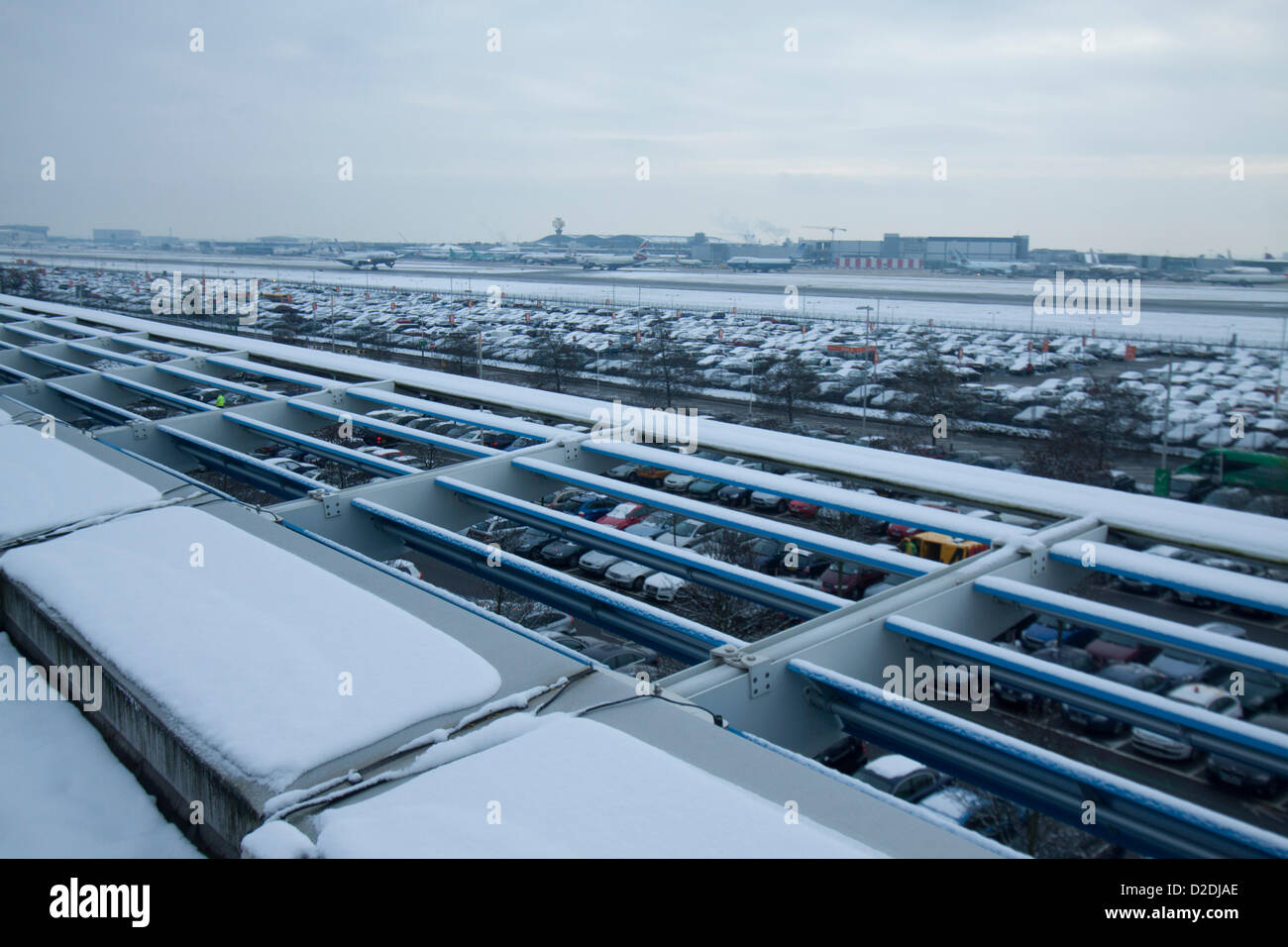 Heathrowweather hi-res stock photography and images - Alamy