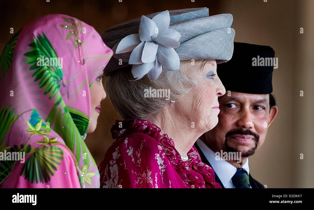 Sultan Hassanal Bolkiah of Brunei (R) and his wife Pengiran Anak Saleha ...