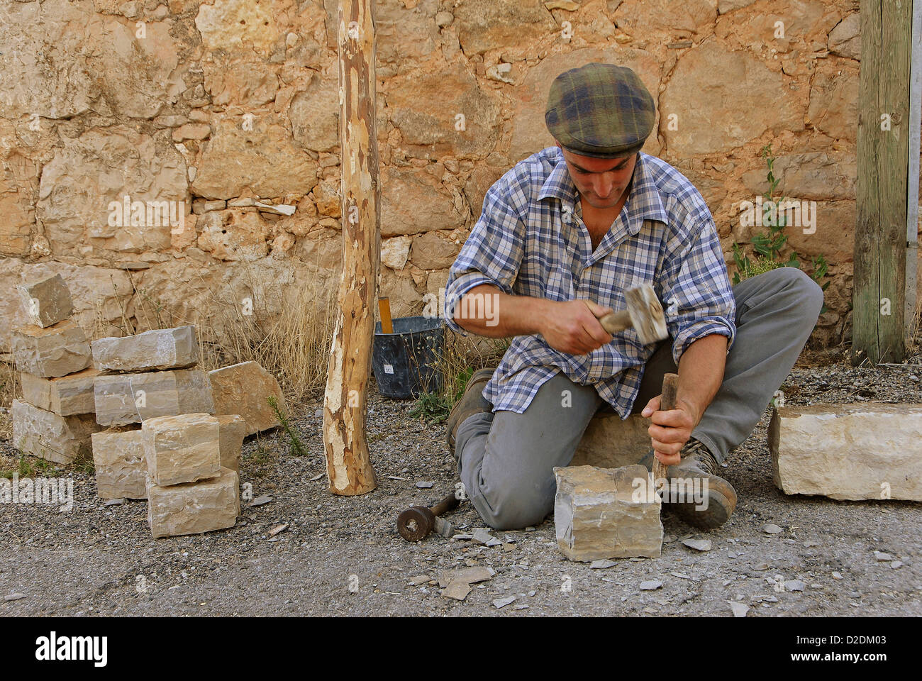 Stonemasonry stonemason hi-res stock photography and images - Alamy