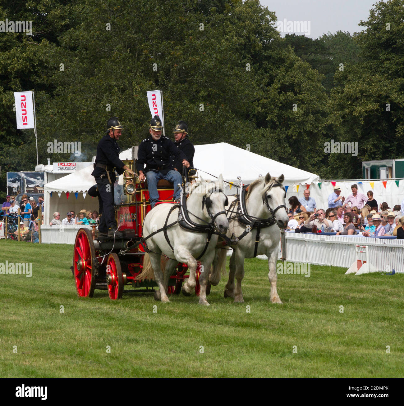 Horse drawn fire engine hi-res stock photography and images - Alamy