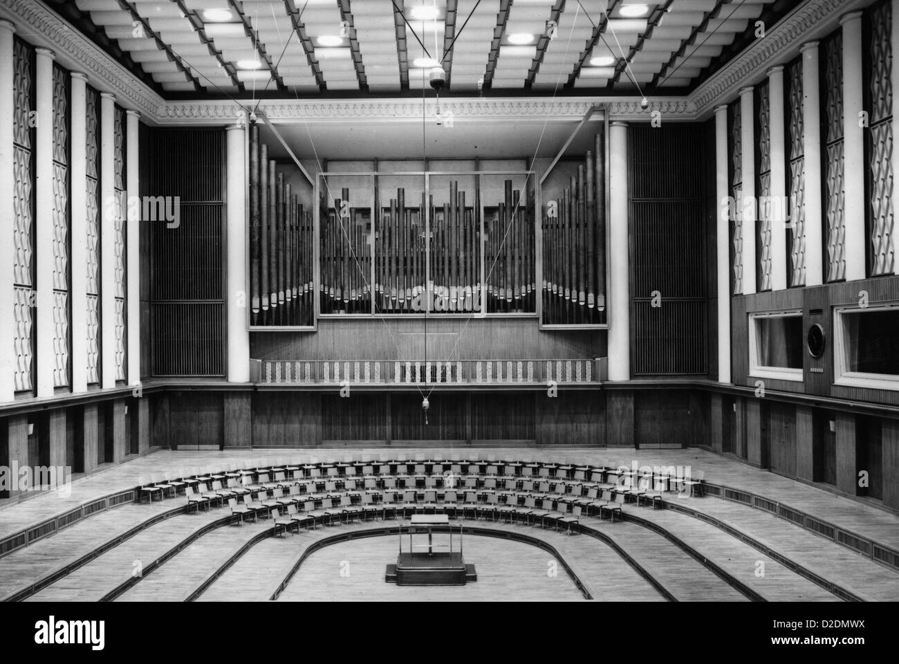 Broadcasting house nalepastrasse hi-res stock photography and images ...