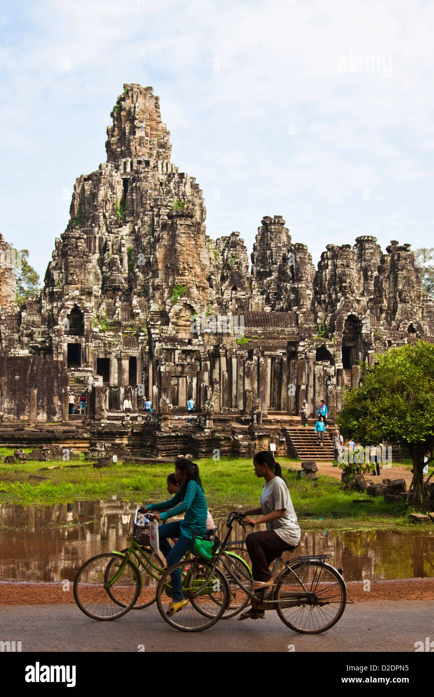 Angkorian temples hi-res stock photography and images - Alamy