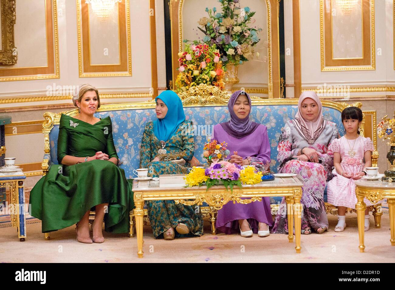 Crown Princess Maxima of the Netherlands (L) at the Istana Nurul Imam ...
