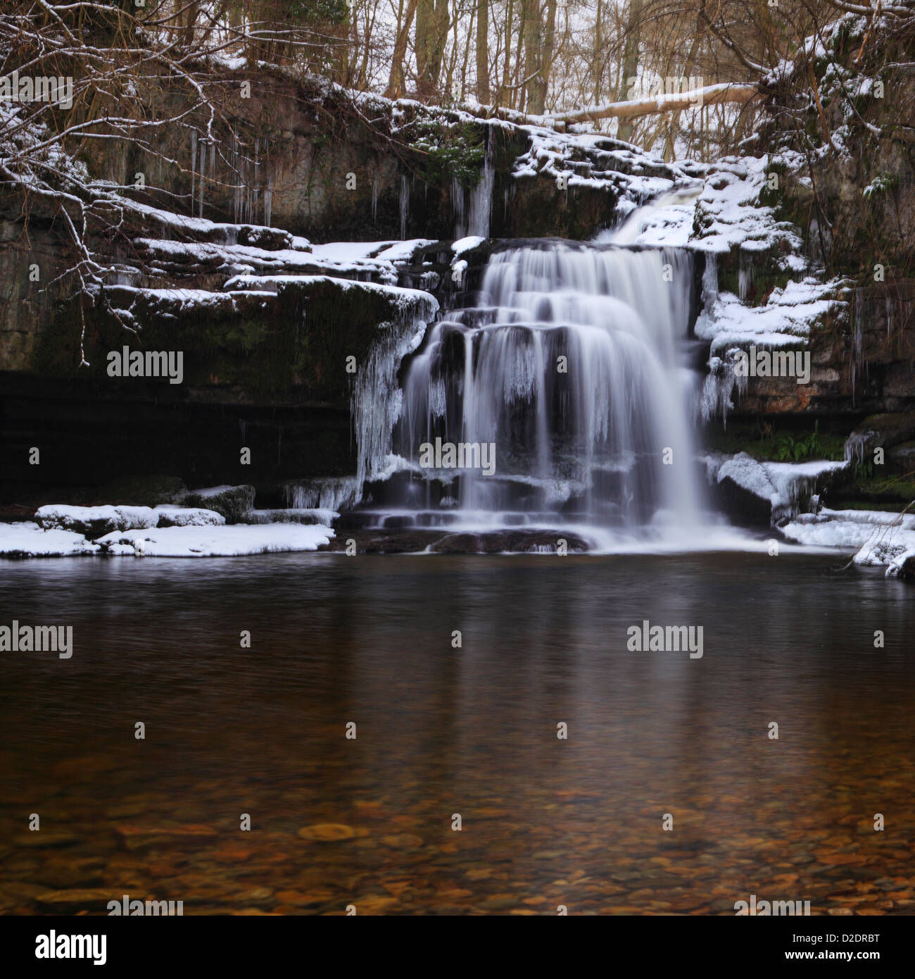 Yorkshire waterfall winter hi-res stock photography and images - Alamy