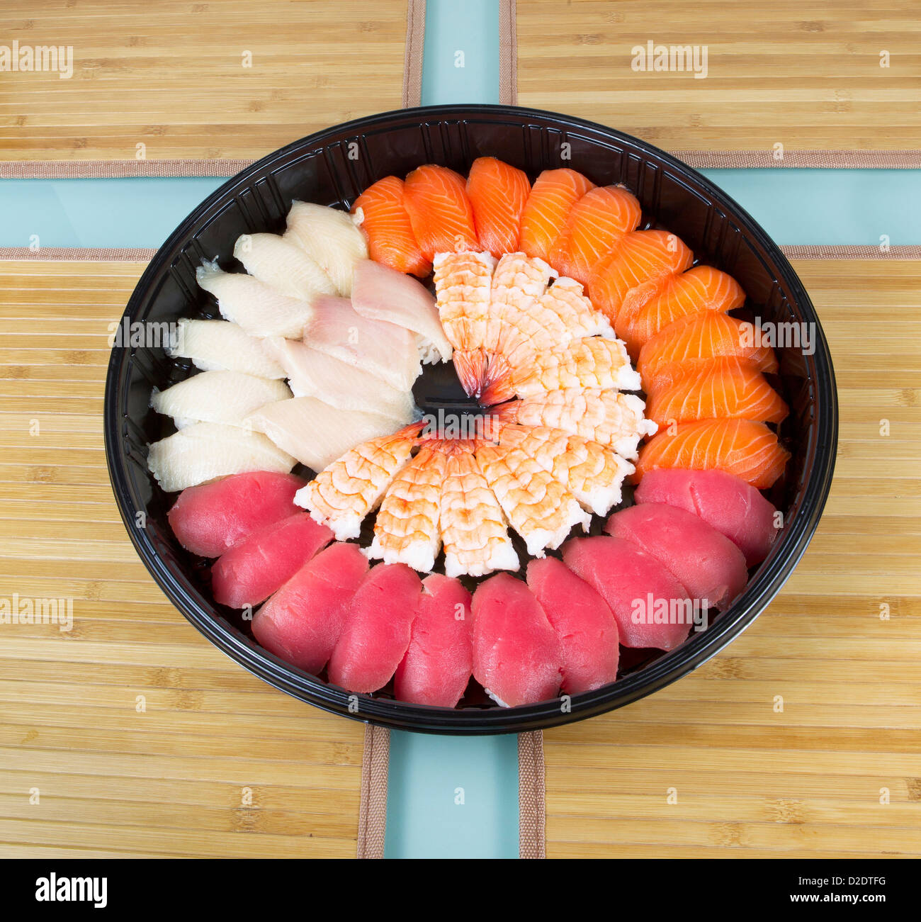Asian cuisine large sushi hi-res stock photography and images - Alamy