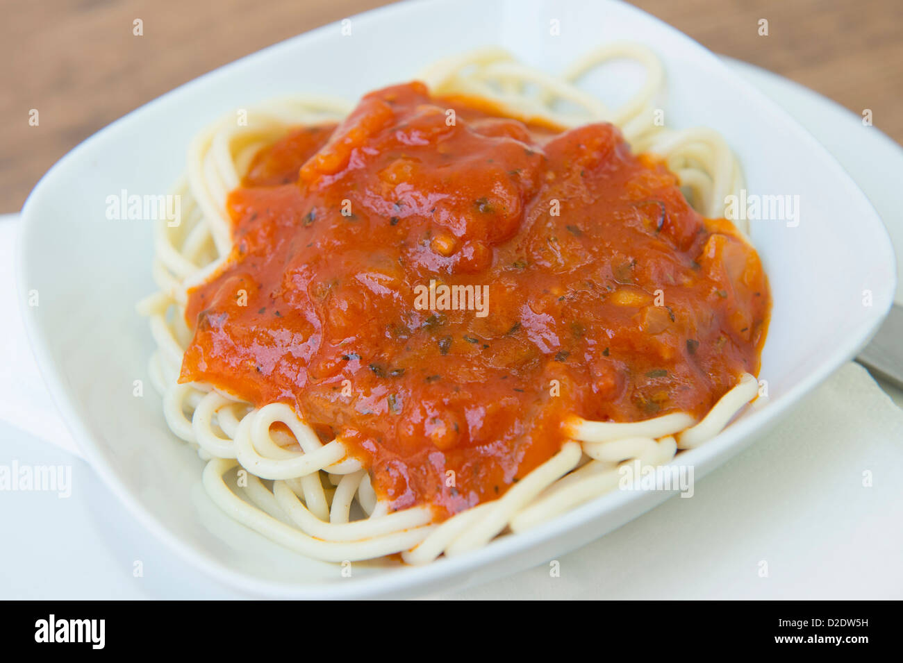 Vegetarian spaghetti tomato sauce hi-res stock photography and images ...