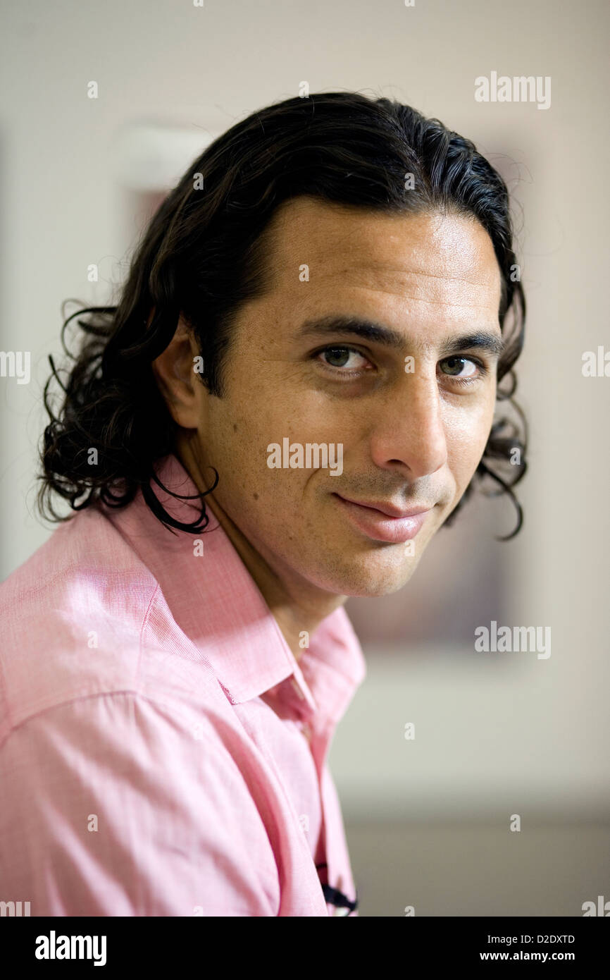 Claudio pizarro hi-res stock photography and images - Alamy