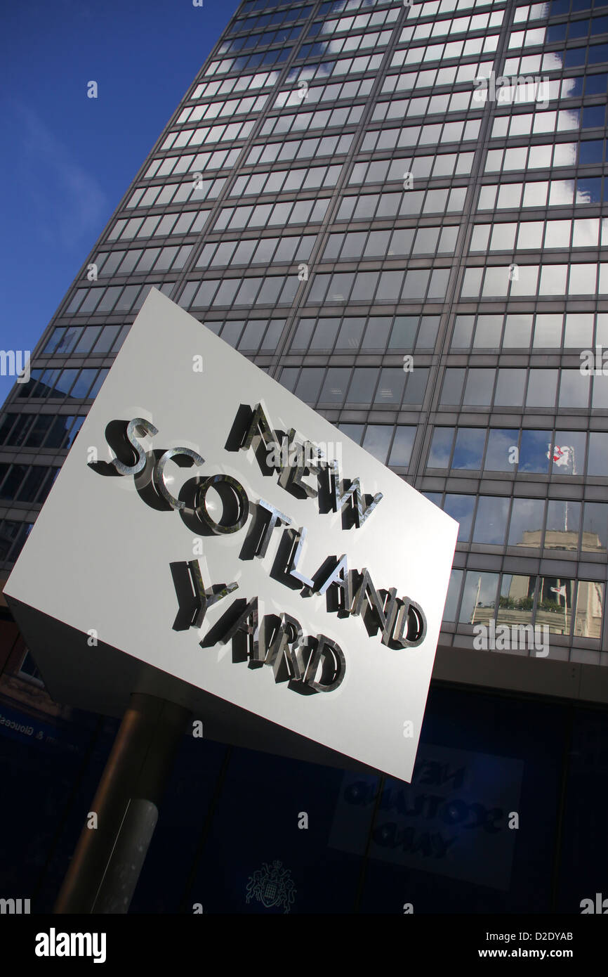 New Scotland Yard police building Victoria London Stock Photo - Alamy