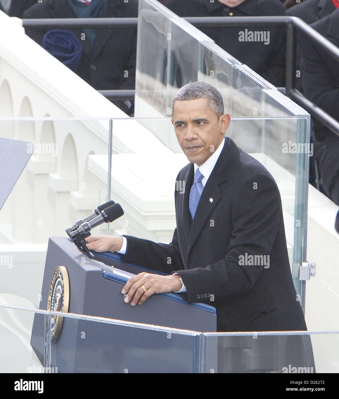 Oath of office obama hi-res stock photography and images - Alamy