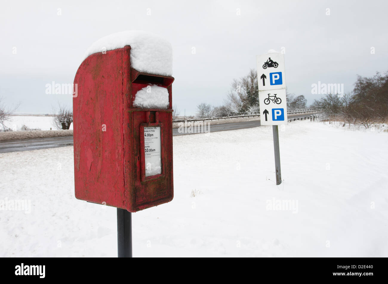 Royal mail box cover with thick snow St. Olives, hight view from ...